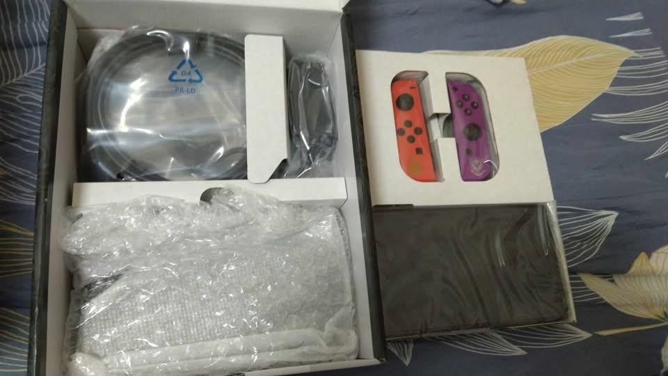 【情報】賣nintendo switch oled款式 寶可夢 朱紫限定 @ACG二手交易板 哈啦板 - 巴哈姆特