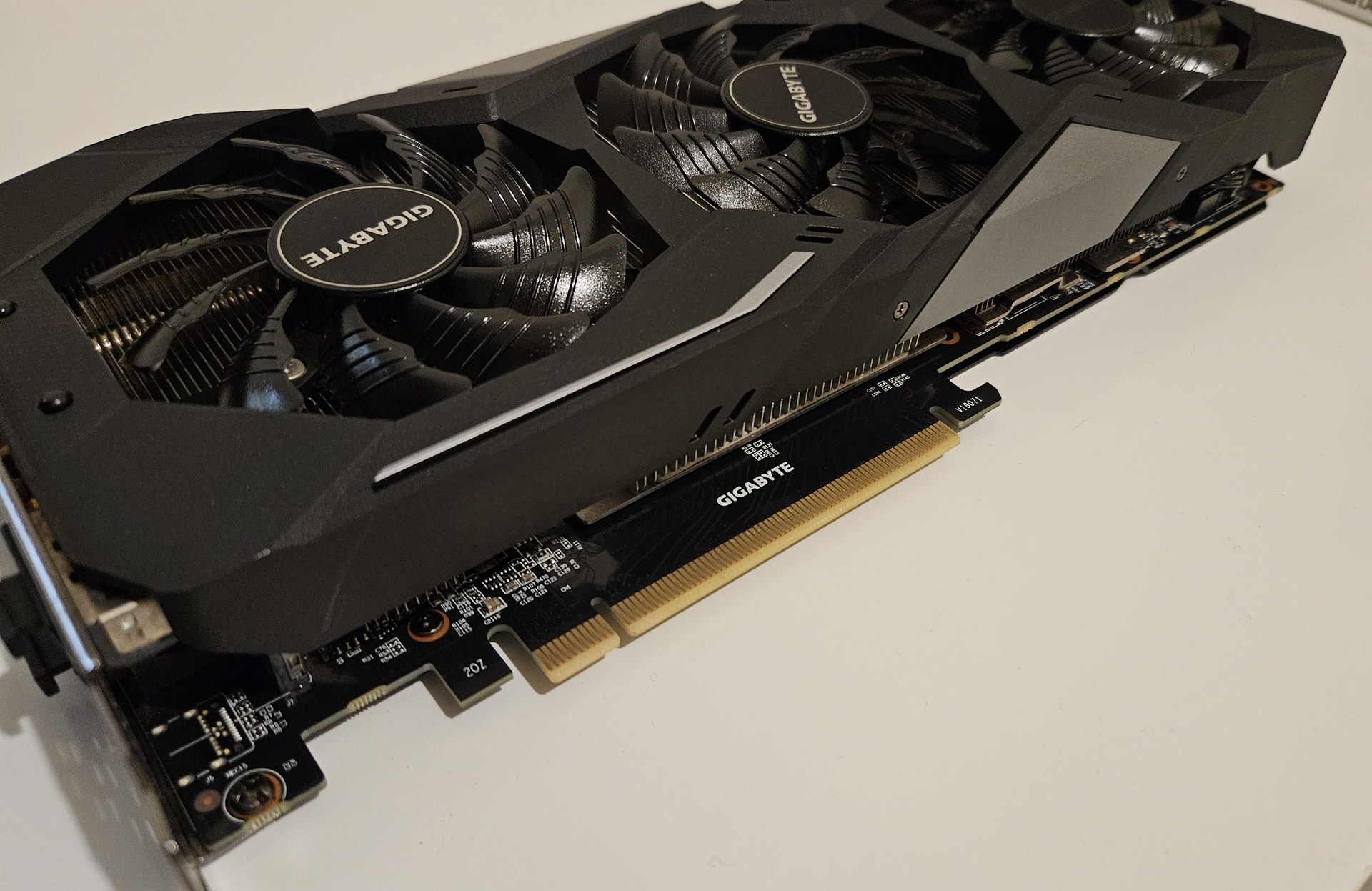 【出售】 暫售! 二手 CPU Ryzen 7 2700X+GPU GeForce RTX™ 2060(12/25更 小心詐騙 ID新增中) @ACG二手交易板 哈啦板 - 巴哈姆特