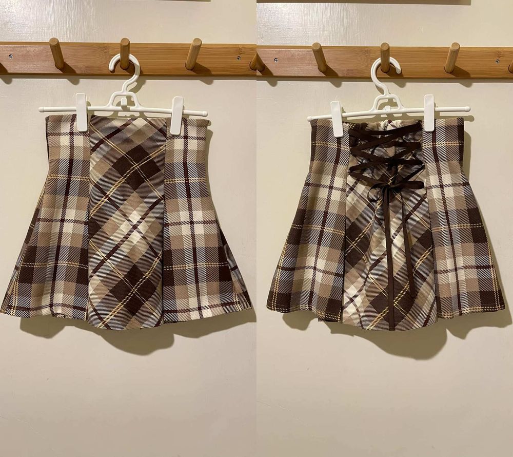 開箱｜樂淘代購MichellMacaron格紋美腳裙與針織毛衣♥♥ - ap1995091404的創作 - 巴哈姆特