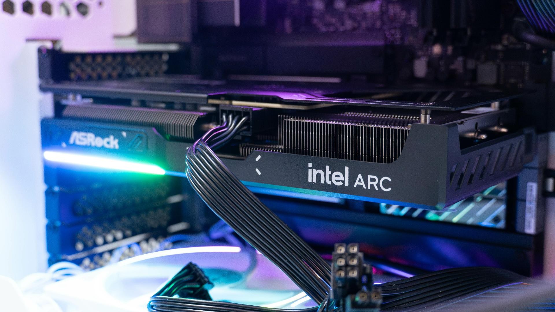 【心得】「評測」ASRock Intel Arc B570 Challenger 10GB OC - 9 折便宜賣，NV 不給的 Intel ...