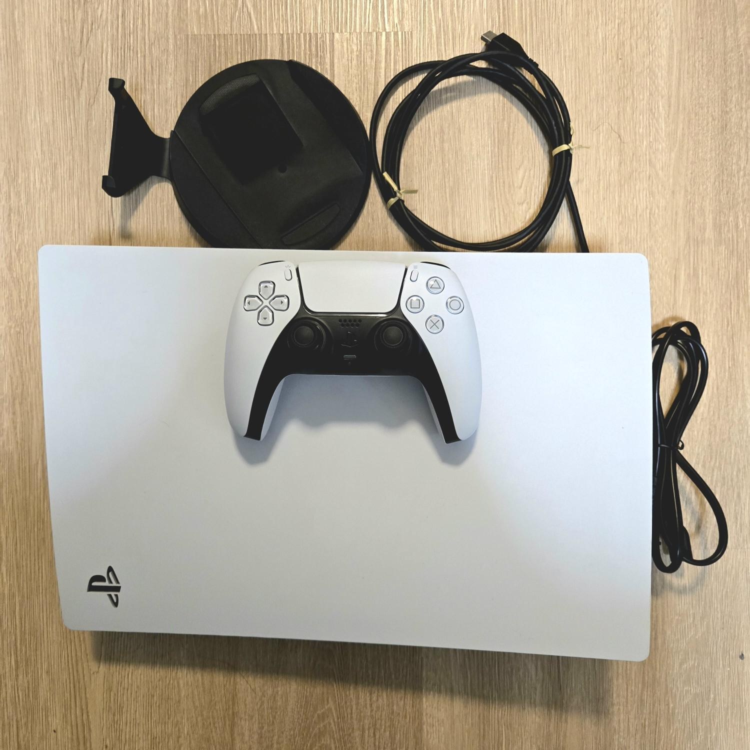 [出售]PS5 光碟機版 CFI-1018A @ACG二手交易板 哈啦板 - 巴哈姆特