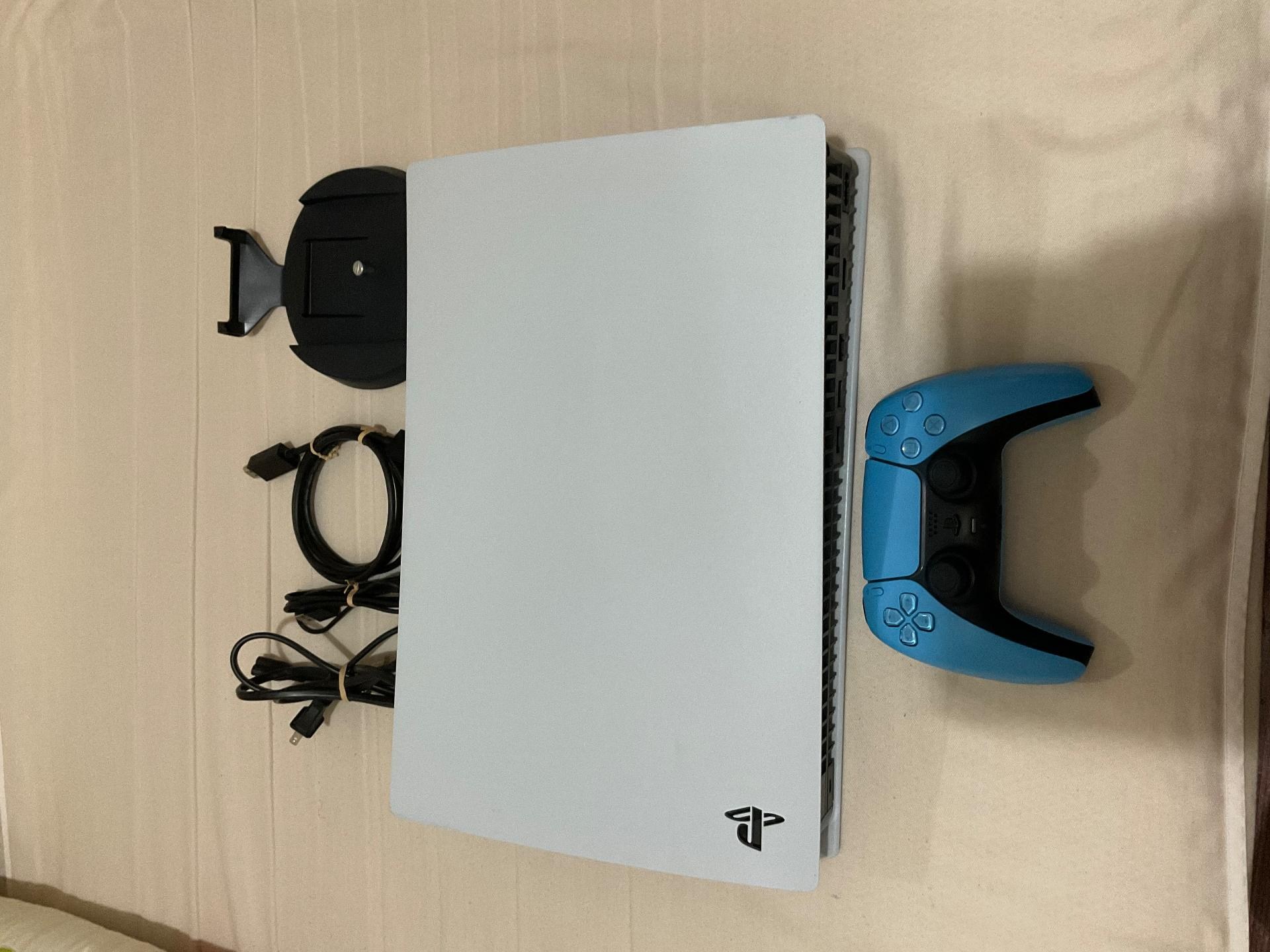 【出售】二手PS5光碟版 CFI-1018A 1TB 8500元 @ACG二手交易板 哈啦板 - 巴哈姆特