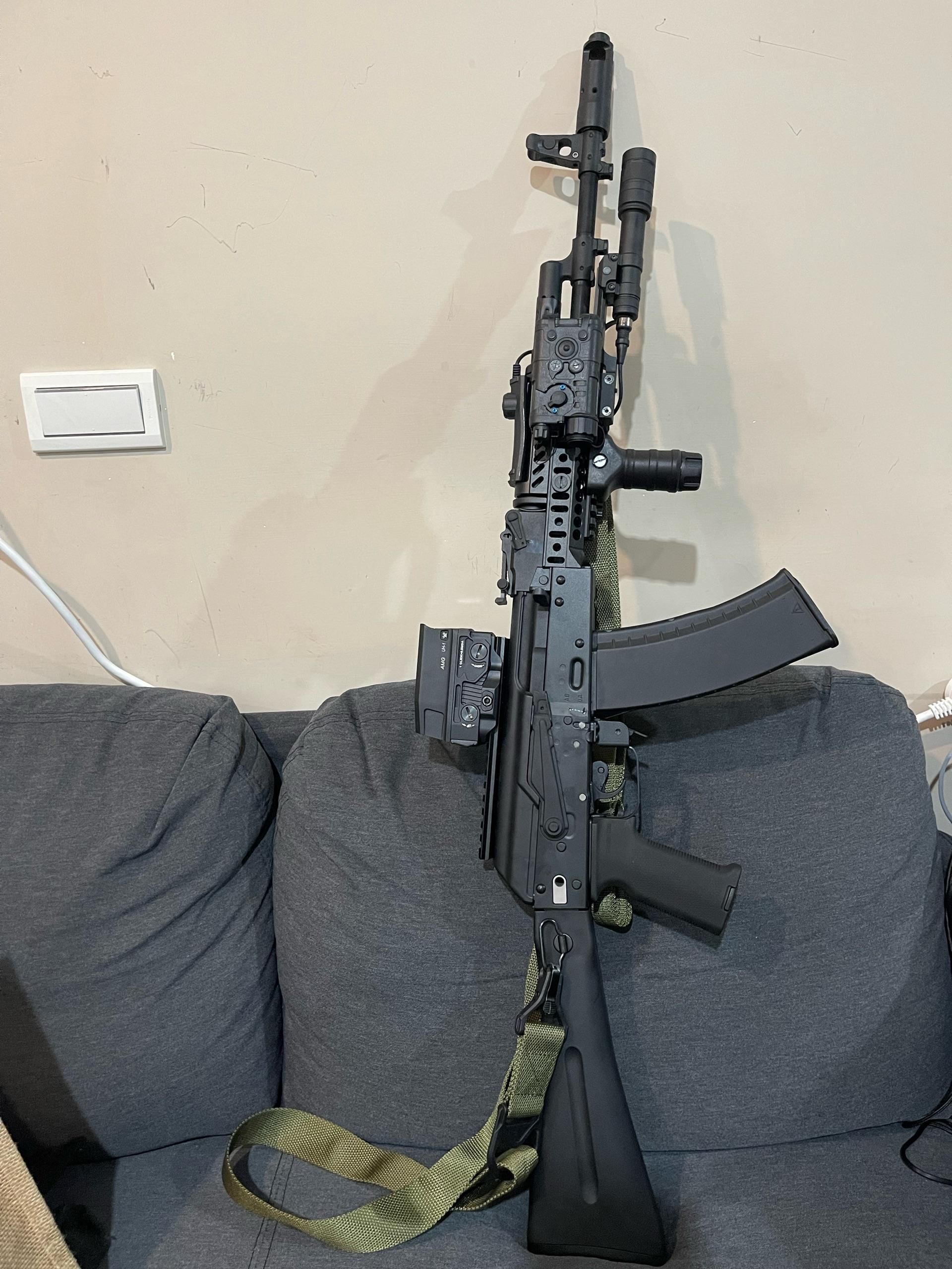 【問題】新人G家馬家 AK選擇 @野戰 (生存) 遊戲 哈啦板 - 巴哈姆特