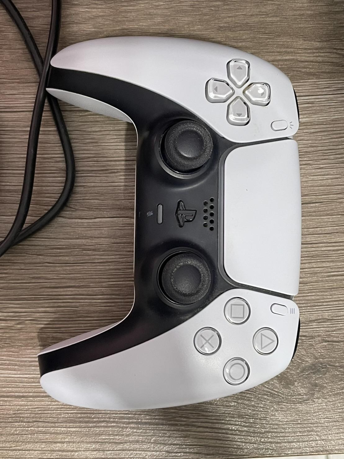 【問題】PS5 光碟版主機 CFI-1118A 二手 @ACG二手交易板 哈啦板 - 巴哈姆特