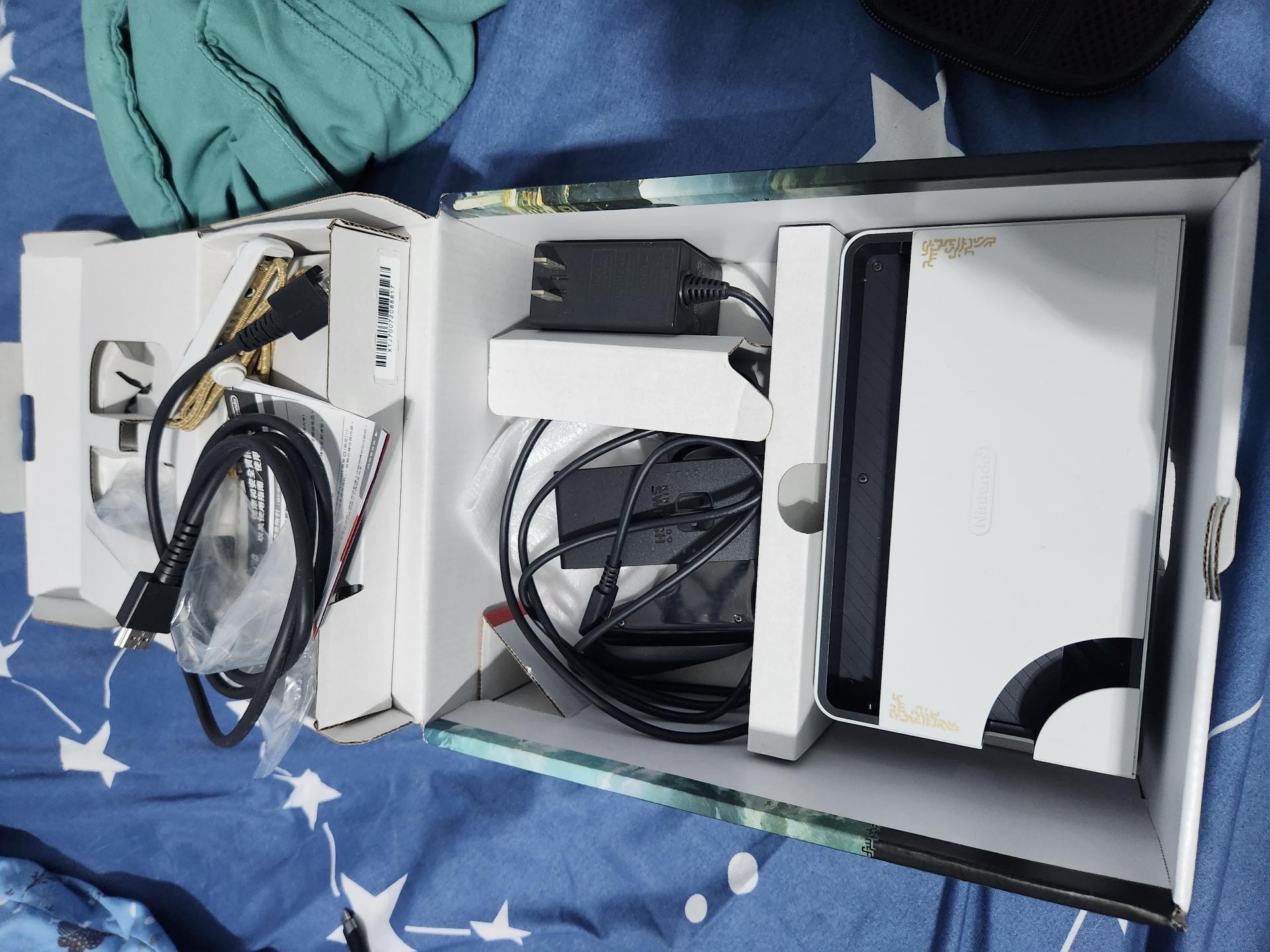 【問題】出售 ns switch OLED 版本(薩爾達 王國之淚 聯名) @ACG二手交易板 哈啦板 - 巴哈姆特