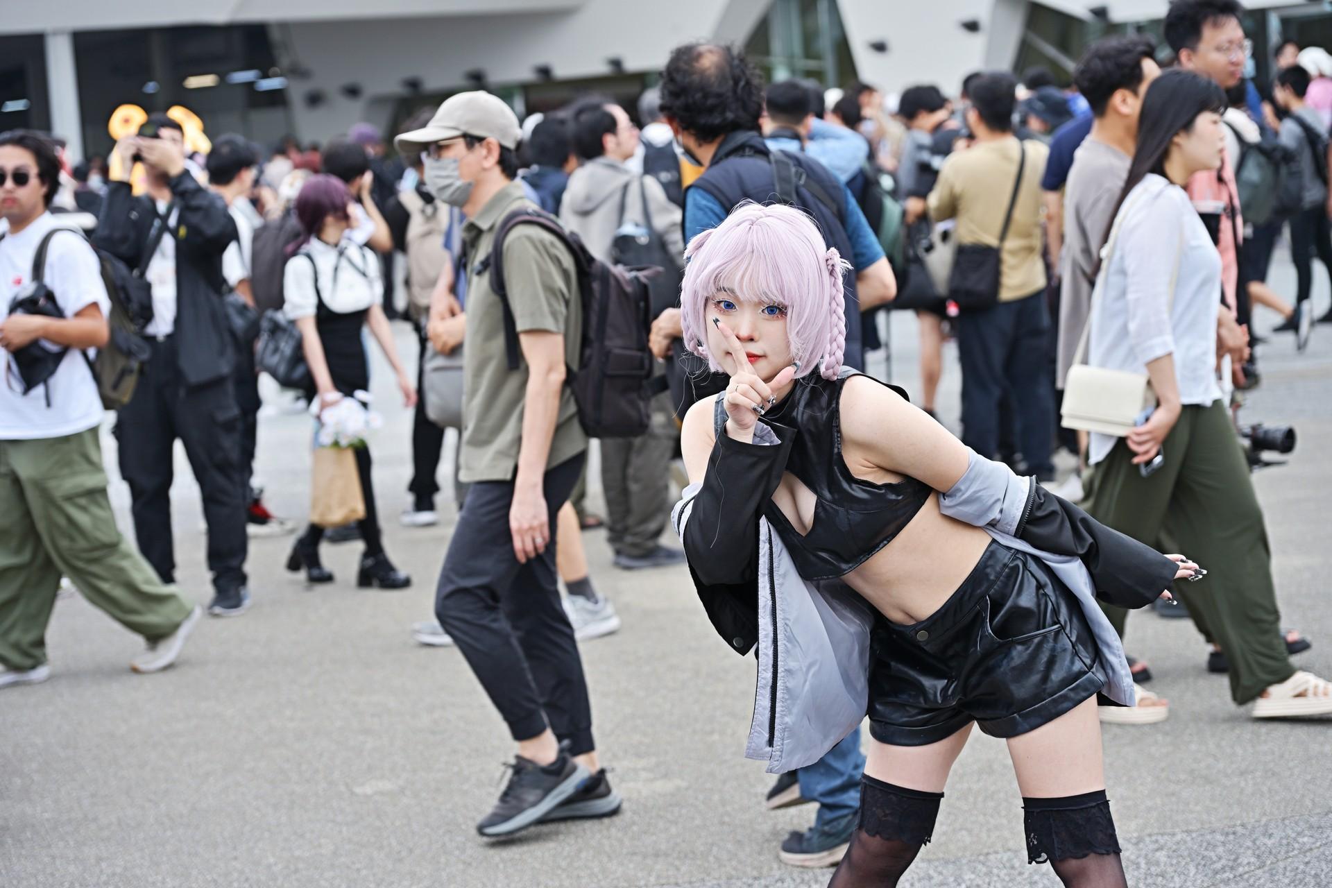 【PF42 | Frontier】異次元大叔在Cosplay場次的奇幻冒險! - k4917552的創作 - 巴哈姆特