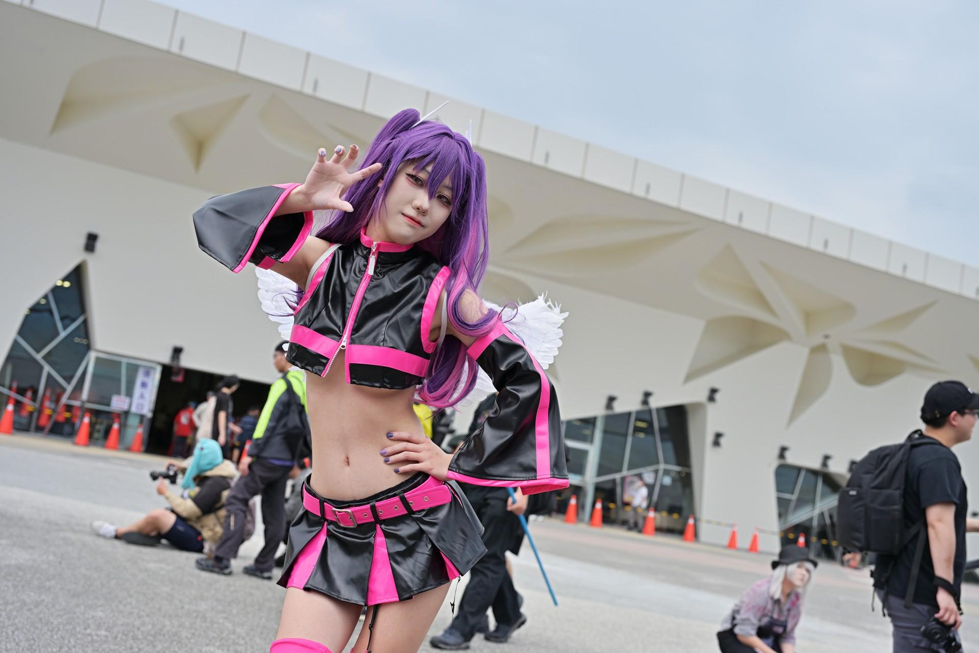 【PF42 | Frontier】異次元大叔在Cosplay場次的奇幻冒險! - k4917552的創作 - 巴哈姆特