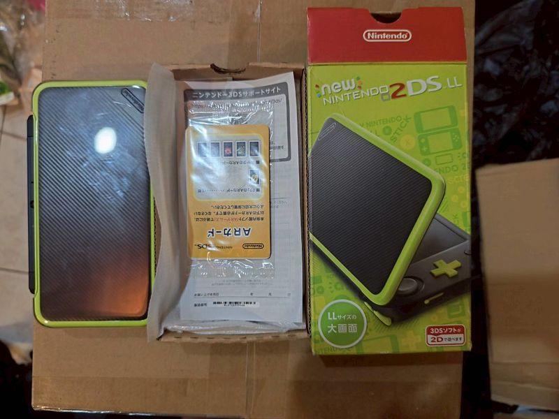 【出售】New 2dsll 主機 綠黑色 及 3ds 紅色 @ACG二手交易板 哈啦板 - 巴哈姆特
