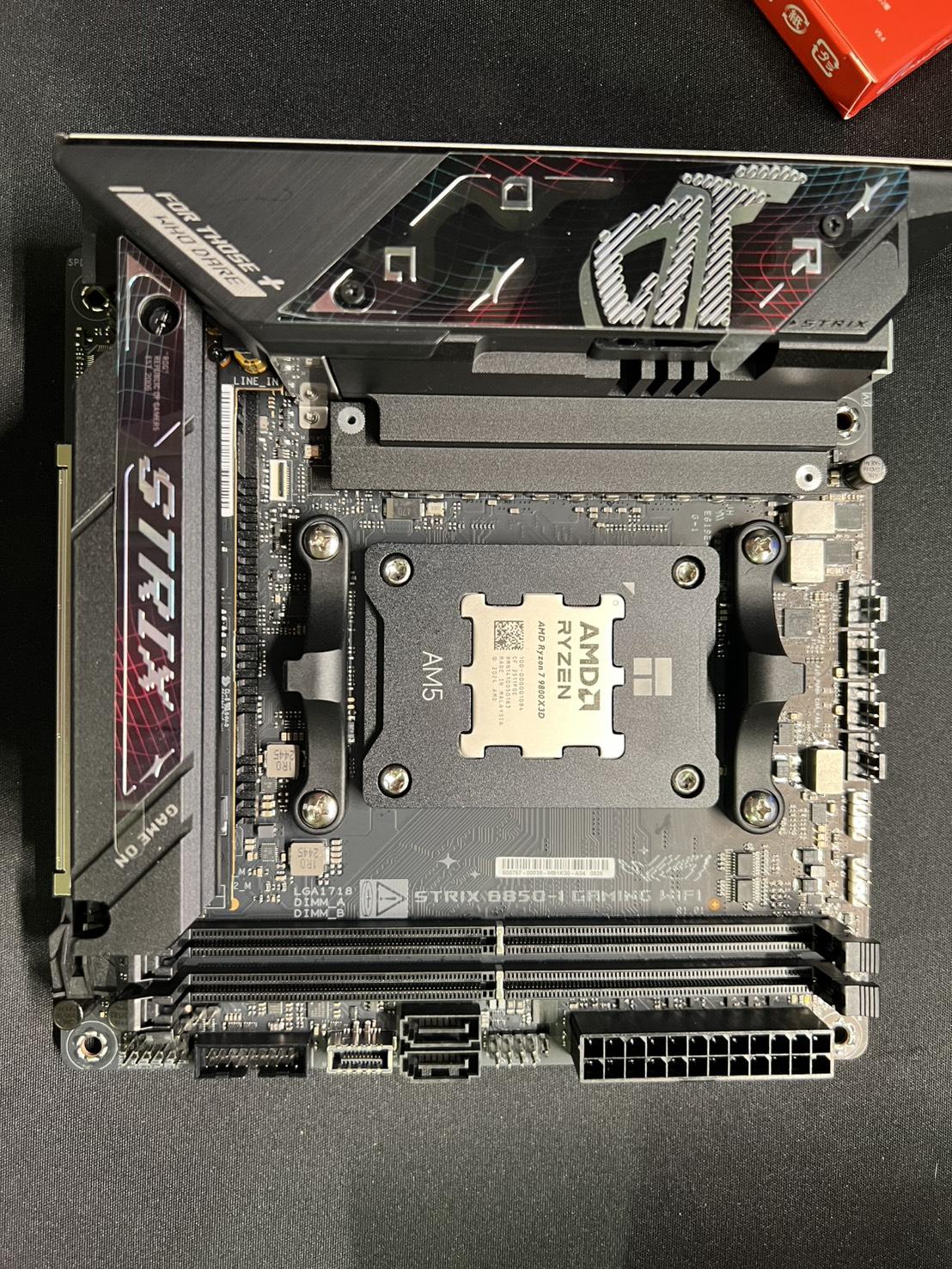 【閒聊】9800X3D + 5090 10.5升 ITX 小核彈 @電腦應用綜合討論 哈啦板 - 巴哈姆特