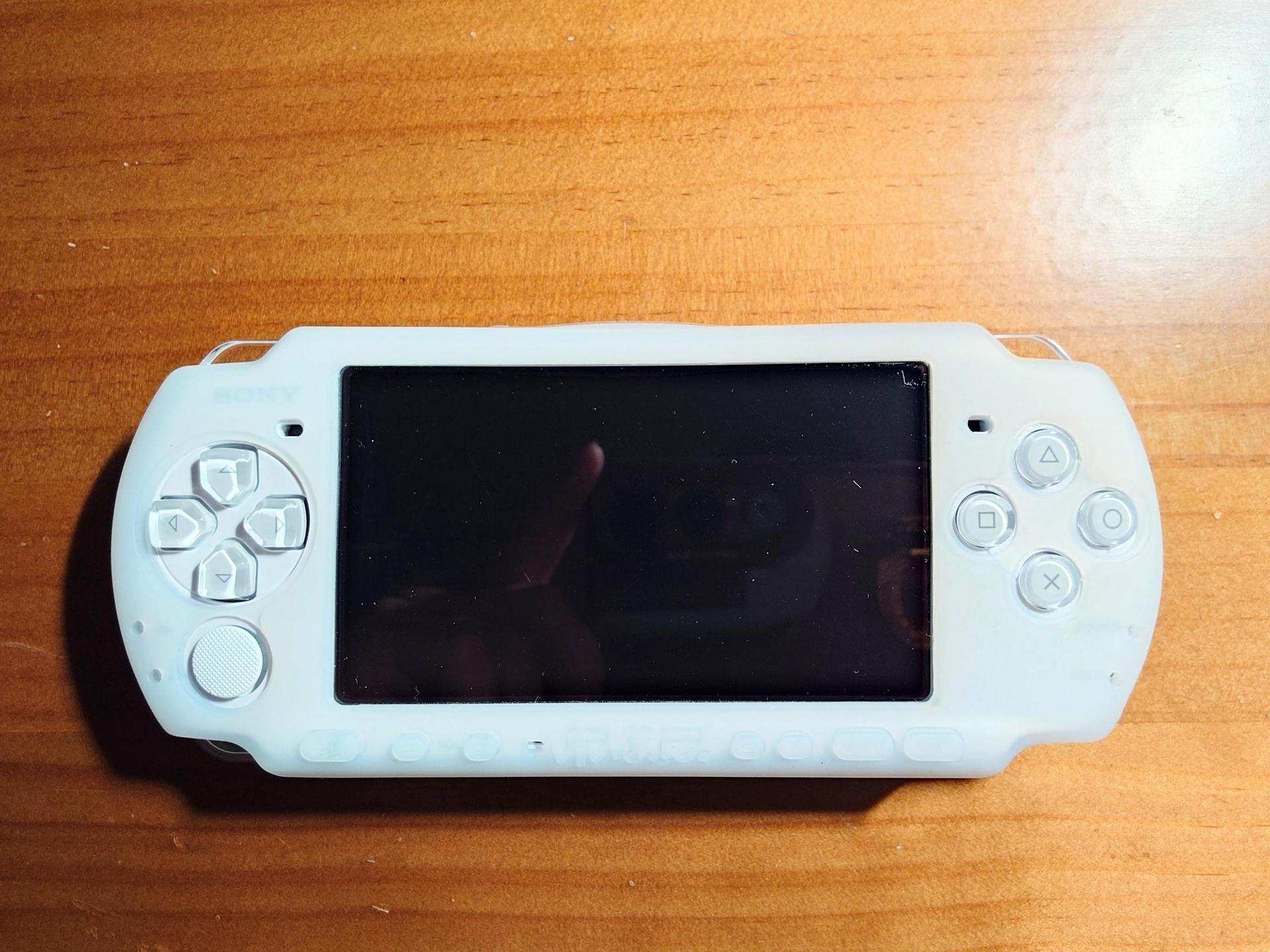 【開箱】『中古』PSP《K-ON！輕音部 放學後演奏會！！》初回特典版&配件組 - abyss123456的創作 - 巴哈姆特