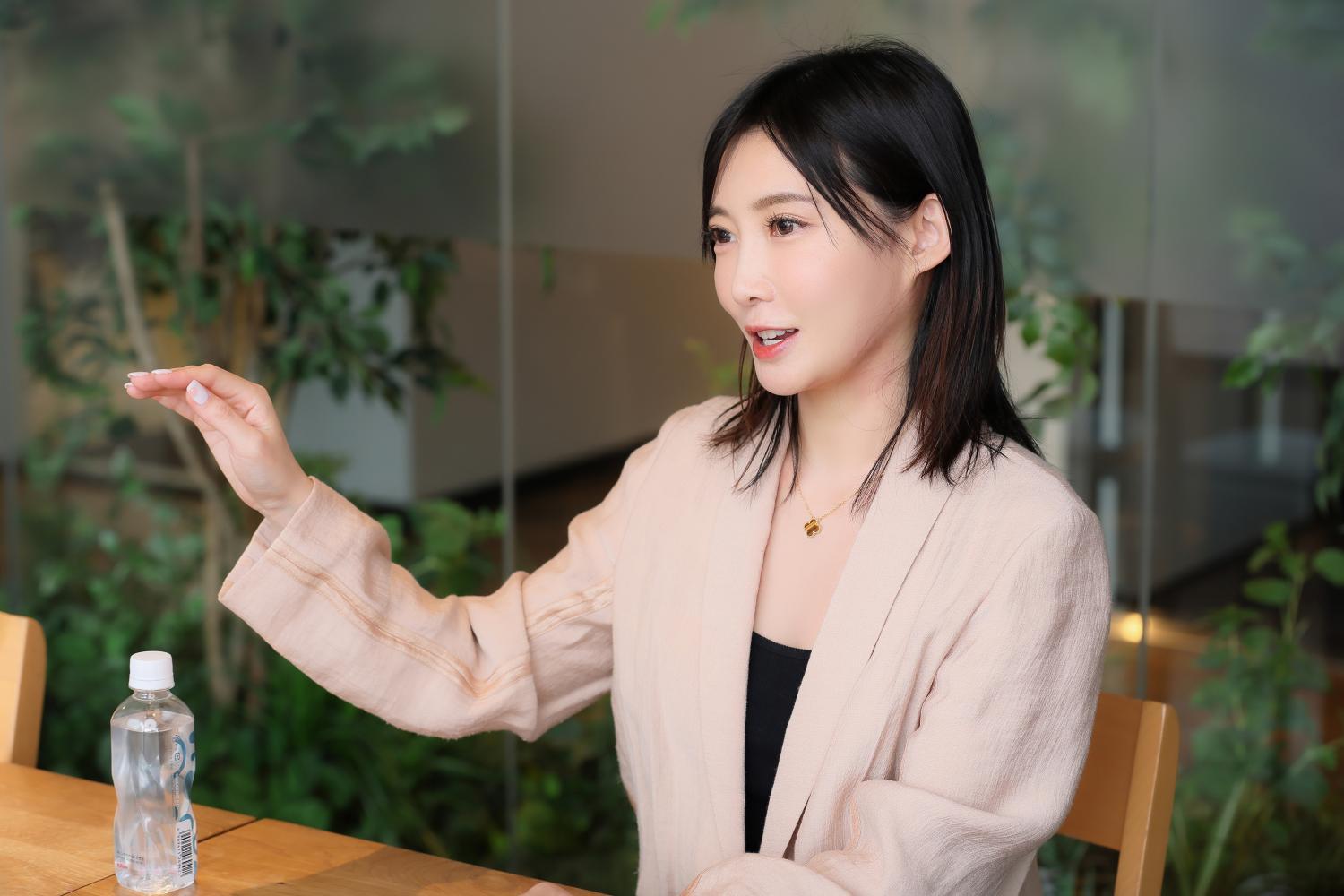 [達人專欄] 「大概10天左右沒有去洗澡」停更半年以上的木下佑香談被雙相障礙的心情 - rougs417的創作 - 巴哈姆特