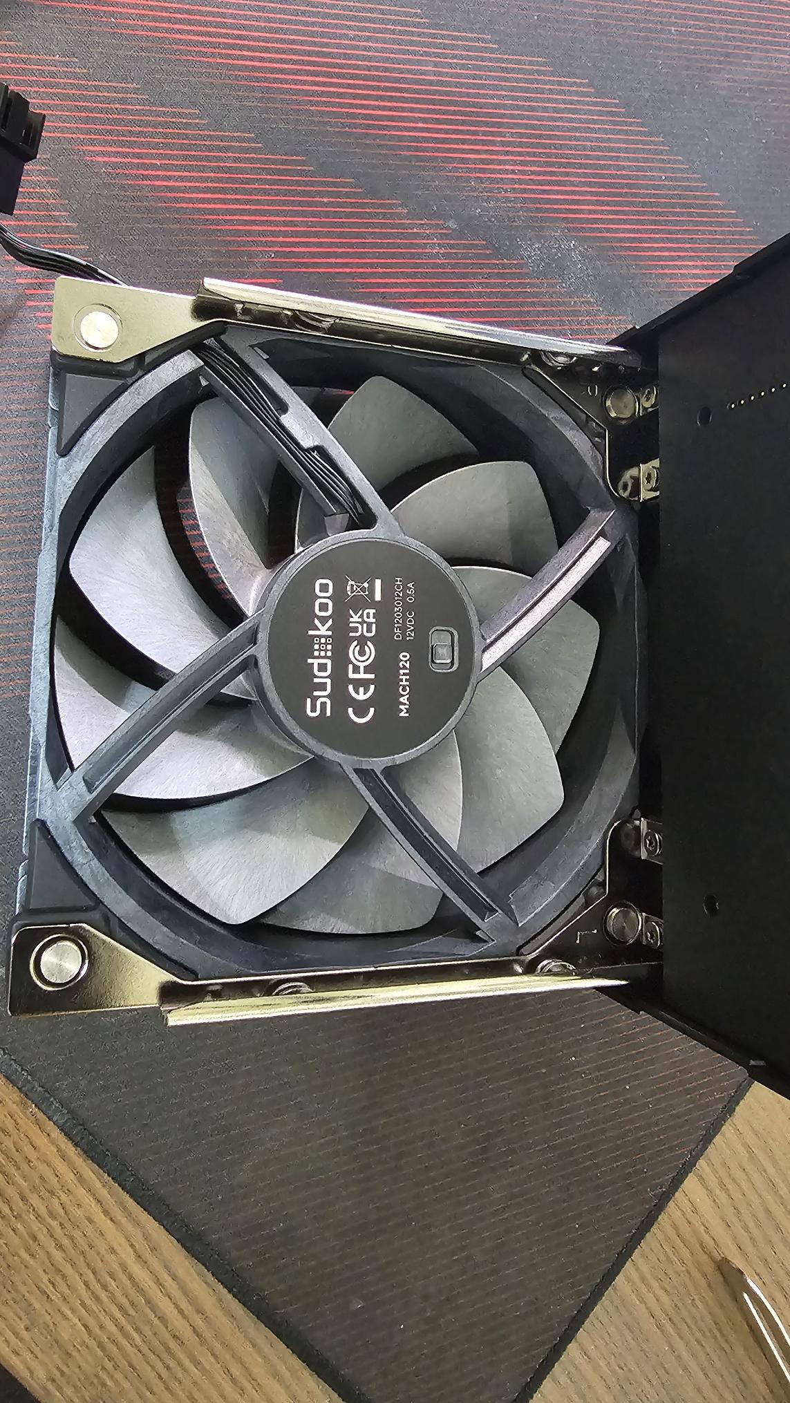 【心得】旗艦單塔(SK700/AK700/無限六)&風扇(MACH120、P2 PRO)簡評及一些散熱閒聊 @電腦應用綜合討論 哈啦板 - 巴哈姆特